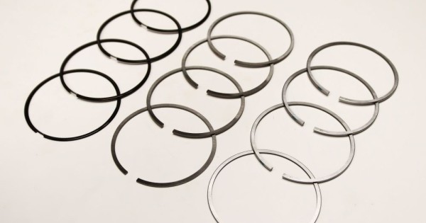 Piston ring set for Toyota Avensis & Rav 4 2.0 D / D4-D - 2WW