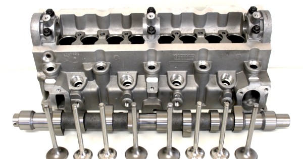 Cylinder Head Kit for Bobcat 751 Skidsteer 1.9 D - XUD9